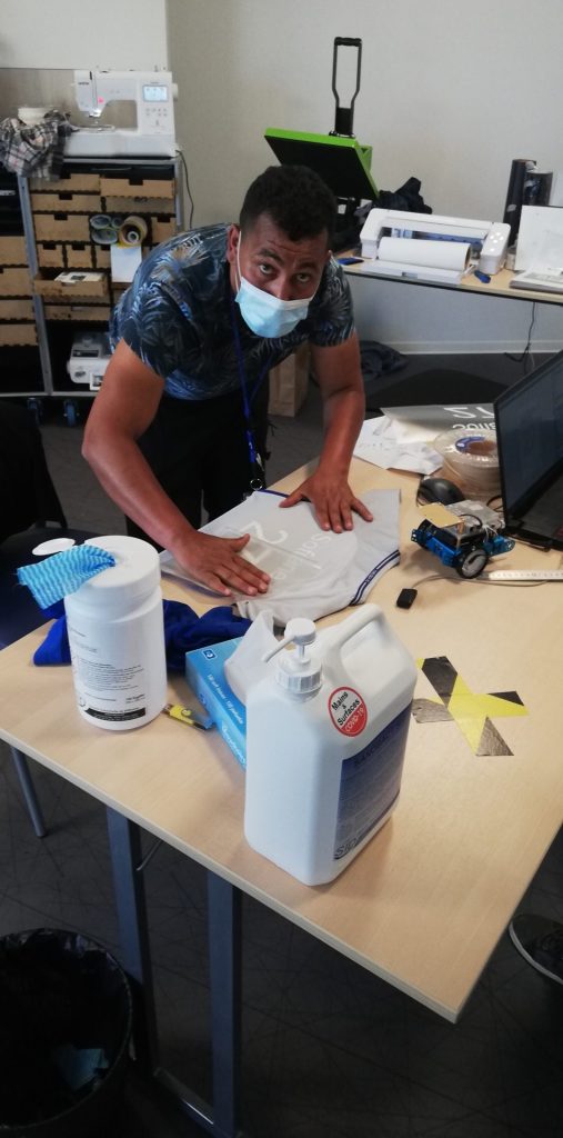 Sanofi Pasteur loue un Labmobile - Fablab en kit